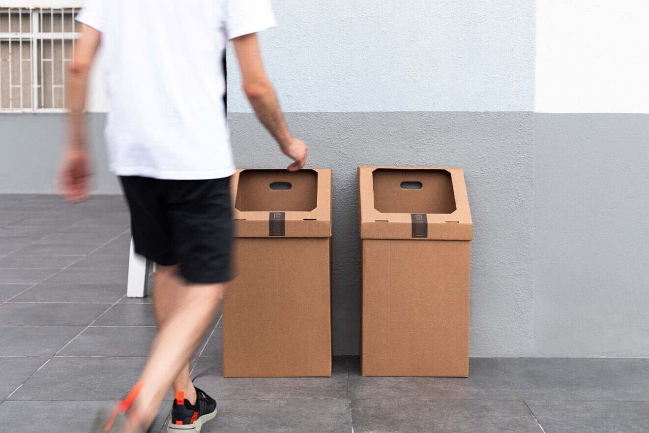 Lixeira de papelão- Ondoolado - Universo de possibilidades